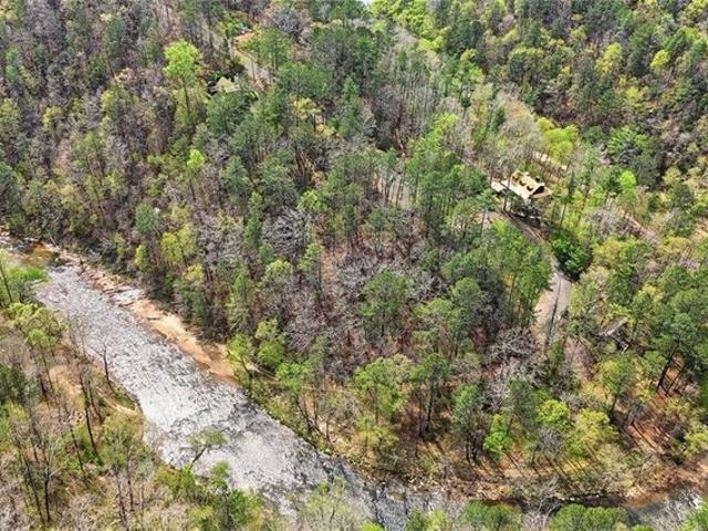 Marie Dr, Talking Rock, GA 30175
