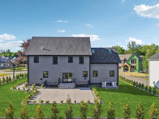 Marie Ln, Mohegan Lake, Home For Sale