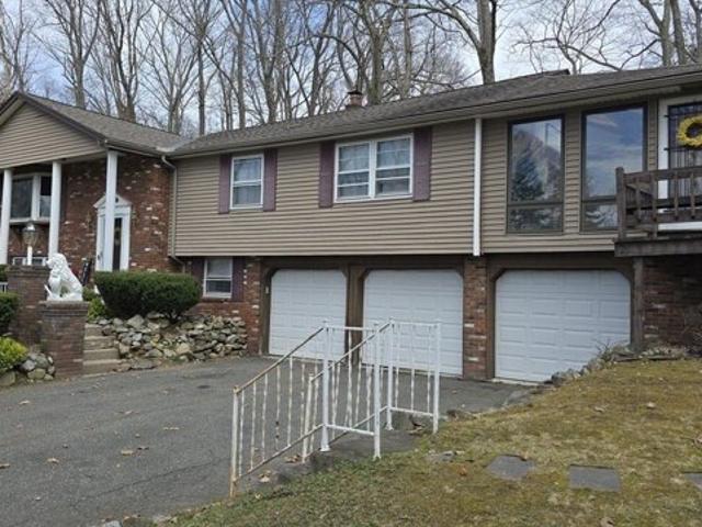 Marion Cir, Ludlow, Home For Sale