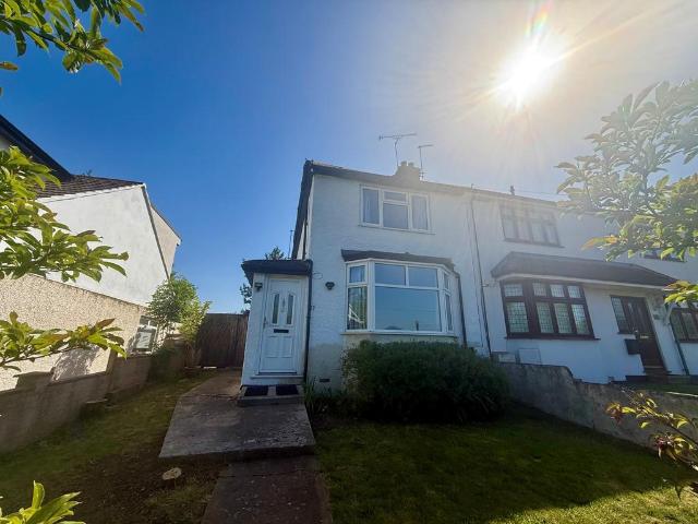 Marion Crescent, Orpington, BR5 2 bed semi detached house to rent £1,850 pcm £427 pw