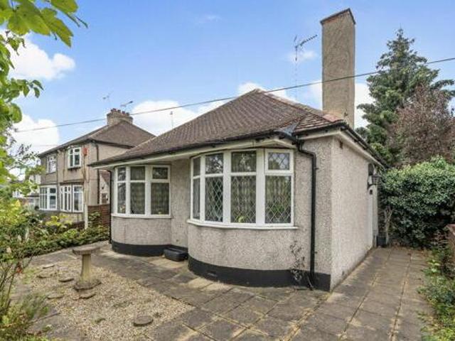 Marion Crescent, Orpington, 2 Bedroom Detached