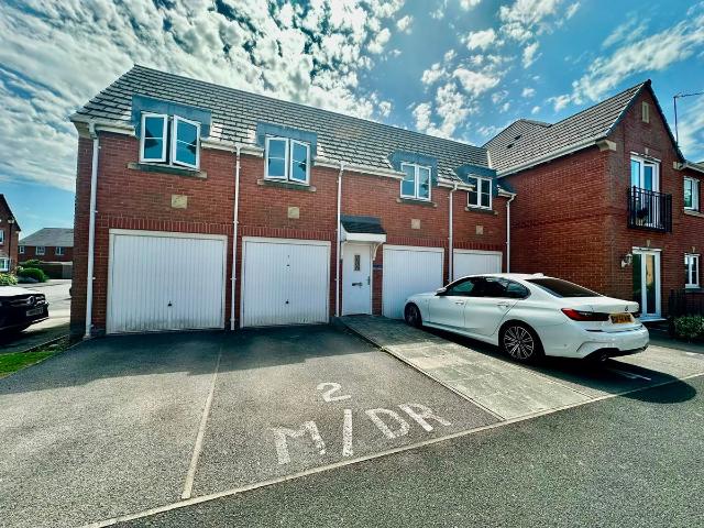 Marion Drive, Mobberley, Knutsford WA16, 2 bed flat to rent, £1,195 pcm | PrimeLocation