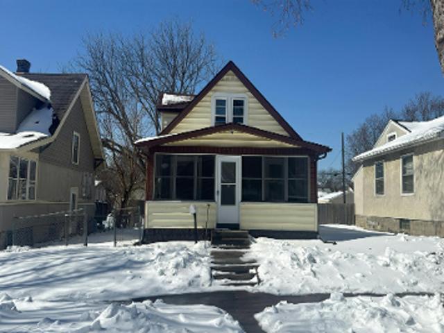 Marion St