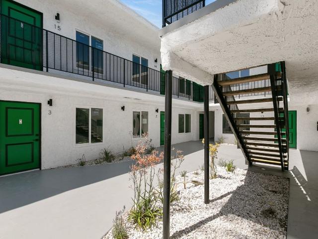 Marilyn Manor 1 Bedroom Apartment for Rent at 6736 Woodley Ave, Los Angeles, CA 91406 Lake Balboa