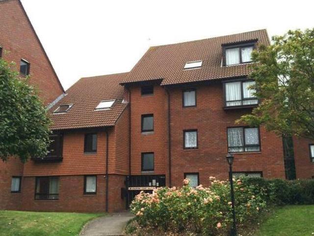 Marina Gardens, Fishponds, 2 Bedroom Flat