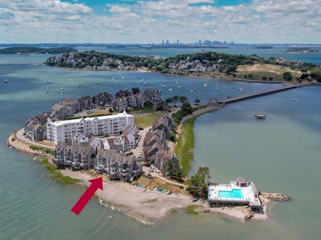 Marina Dr Unit,hull, Condo For Sale