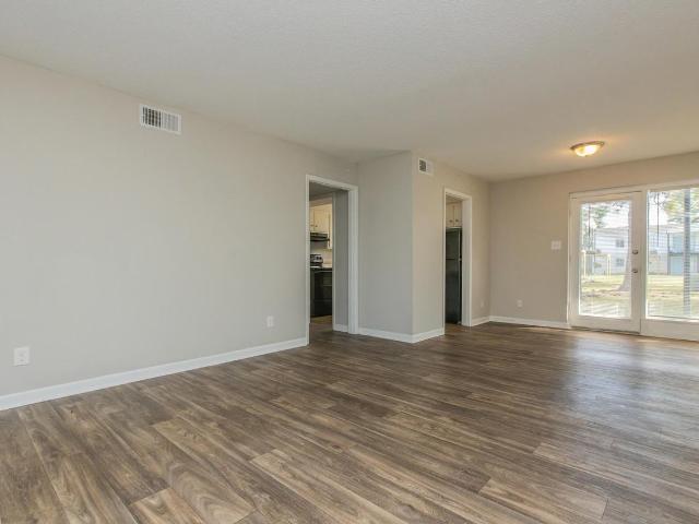 Marina SOL 2 Bedroom Apartment for Rent at 190 N Old Corry Field Rd, West Pensacola, FL 32507 Westerly Heights