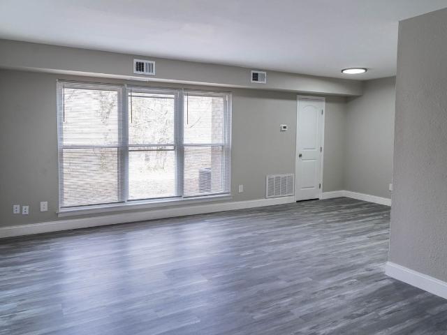 Marina Point 3 Bedroom Apartment for Rent at 1301 Canal Dr, Chesapeake, VA 23323 Deep Creek North