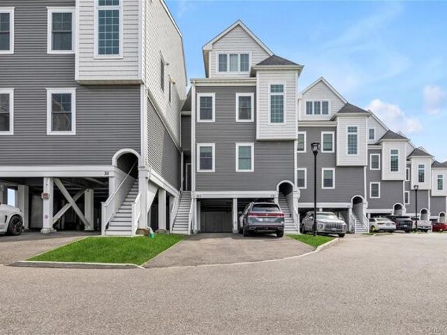 Marina Pt, East Rockaway, Condo For Sale