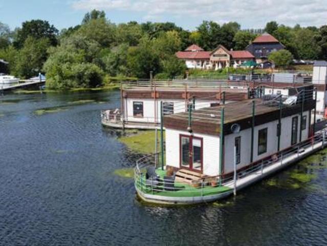 Marina View, Hartford, 2 Bedroom House