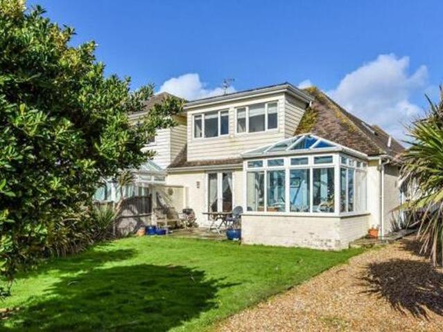 Marine Close, West Wittering, 2 Bedroom Apartment