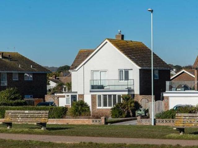 Marine Crescent, Goring by sea, 4 Bedroom Detached