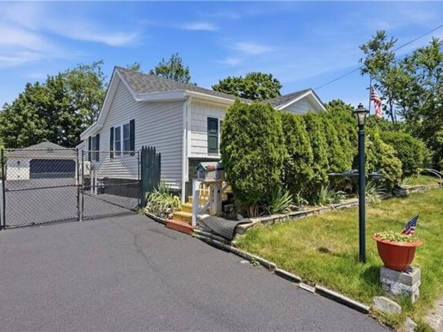 Marine Ave, Warwick, Home For Sale