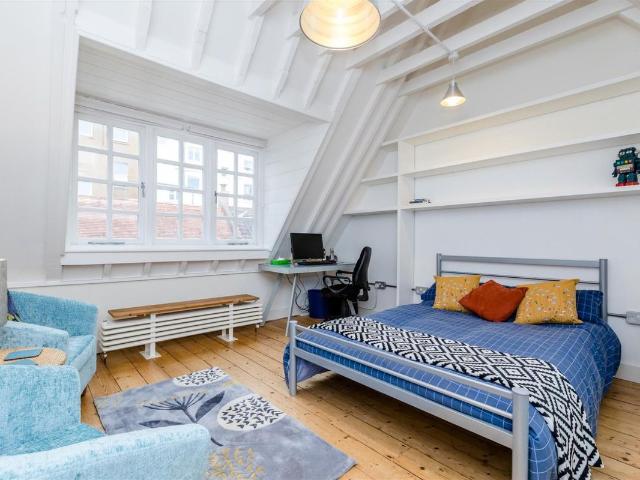 Marine Gardens, Brighton, East Sussex BN2, 1 bed terraced house to rent, £1,150 pcm | PrimeLocation