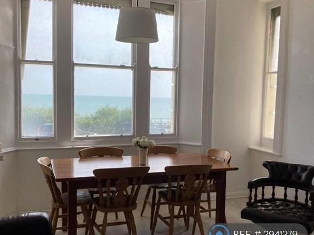Marine Parade, Brighton, BN2 2 bed flat to rent £1,450 pcm £335 pw