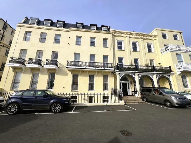 Marine Parade, Brighton, East Sussex BN2, 2 bed flat to rent, £1,700 pcm | PrimeLocation