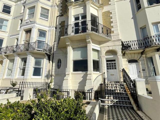 Marine Parade, Brighton 1 bed flat to rent £1,450 pcm £335 pw