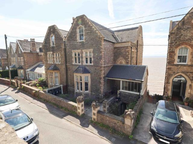 Marine Parade, Clevedon BS21, 1 bed flat to rent, £1,250 pcm | PrimeLocation