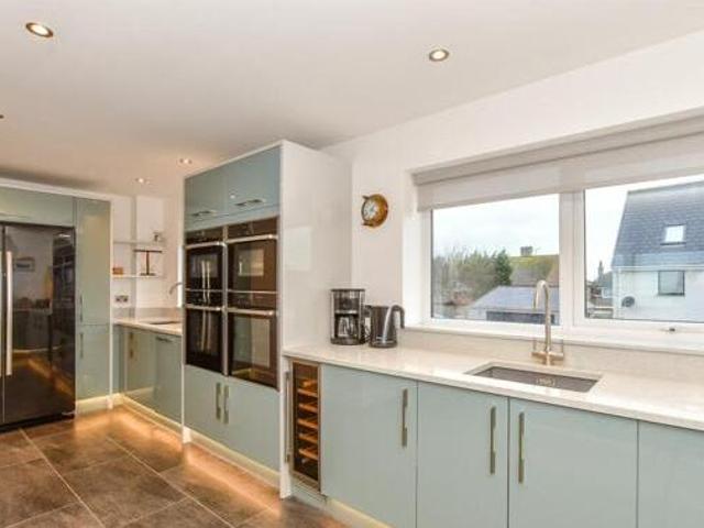 Marine Parade, Littlestone, 3 Bedroom Town