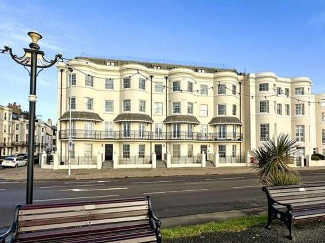 Marine Parade, Worthing, 2 Bedroom Apartment