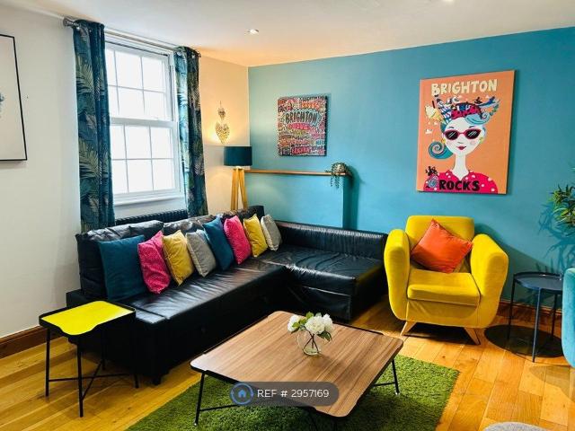 Marine Terrace Mews, Brighton BN2, 3 bed terraced house to rent, £2,600 pcm | PrimeLocation