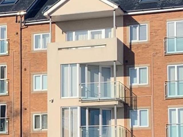 Marine View, Rhos On Sea LL28, 2 bed flat to rent, £1,075 pcm | PrimeLocation