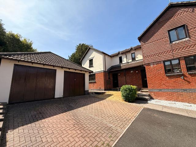 Mariners Way, Paignton TQ3, 3 bed semi detached house to rent, £1,450 pcm | PrimeLocation