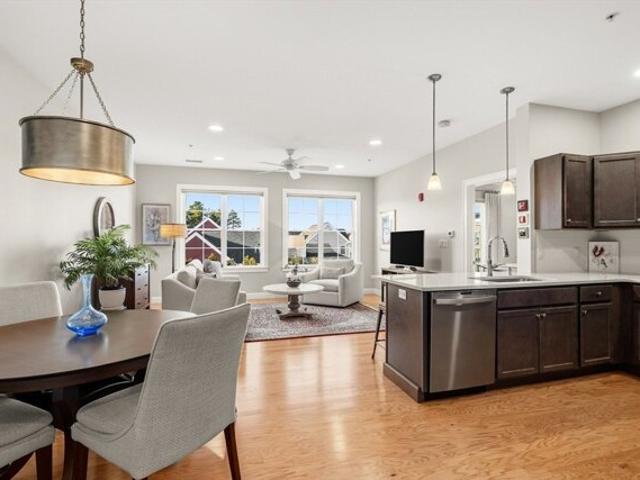 Mariners Way Unit,plymouth, Condo For Sale
