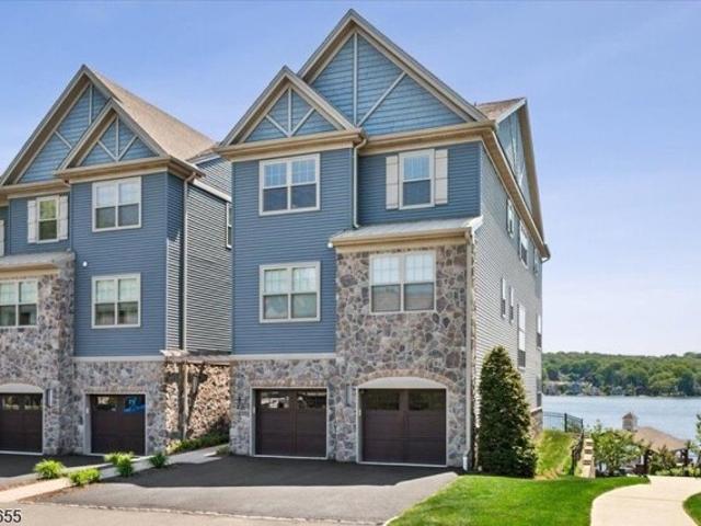 Mariners Pt, Hopatcong, Condo For Sale