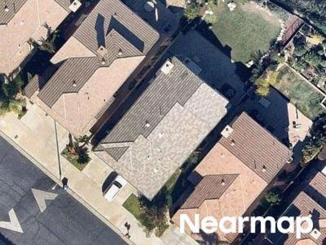 Mariposa Bay Ln
