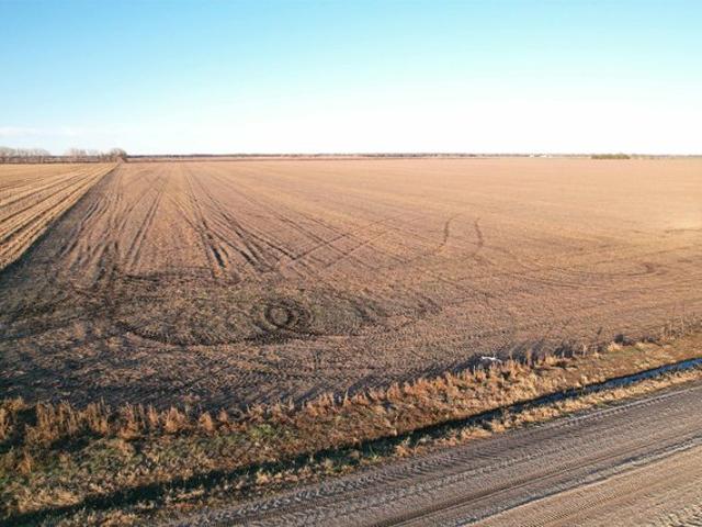 Mariposa Rd, New Cambria, KS 67470