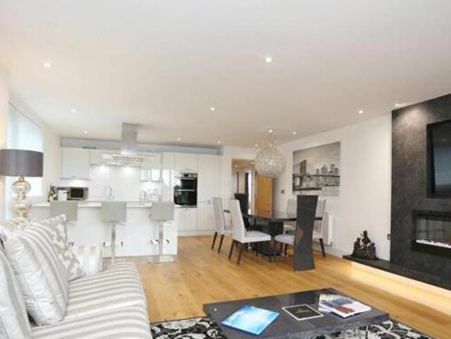 Maritime Walk, Ocean Village, 3 Bedroom Flat