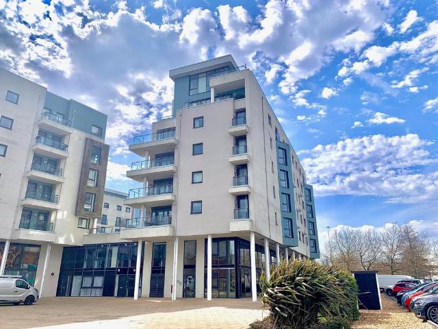 Maritime Walk, Southampton SO14 3 bed apartment to rent £2,400 pcm £554 pw