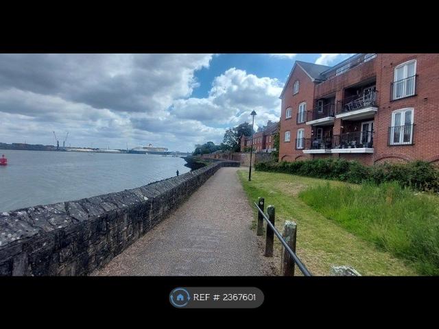 Maritime Avenue, Southampton SO40, 2 bed terraced house to rent, £1,400 pcm | PrimeLocation