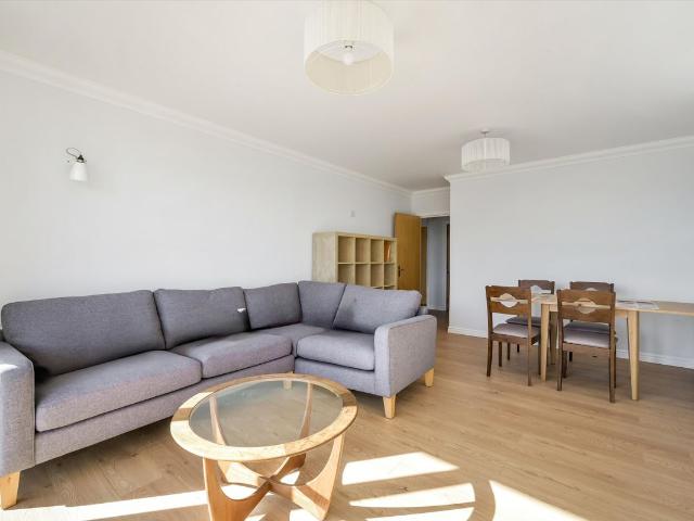 Maritime Quay, London E14, 2 bed flat to rent, £2,275 pcm | PrimeLocation