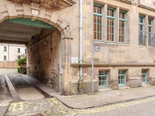 Maritime Street, The Shore, 1 Bedroom Flat