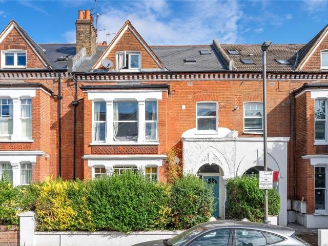Marius Road, London SW17 2 bed apartment to rent £2,349 pcm £542 pw
