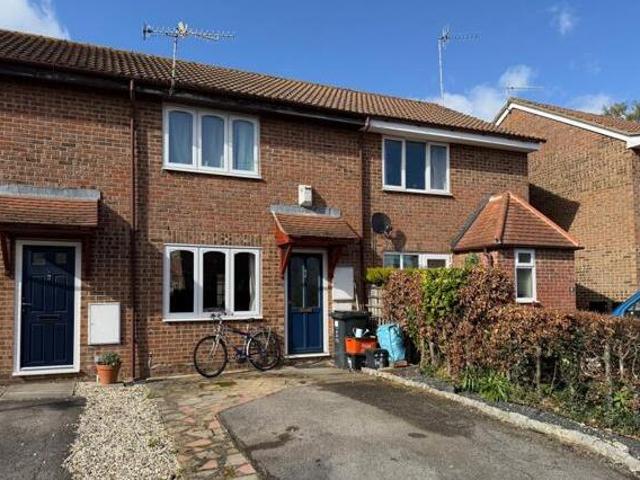 Marjoram Close, Swindon, 2 Bedroom Terraced