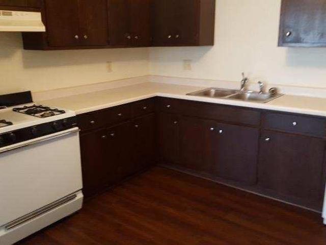 Mark Thatcher Real Estate, LLC 2 Bedroom Apartment for Rent at 1310 E Kilbourn Ave, West Bend, WI 53095