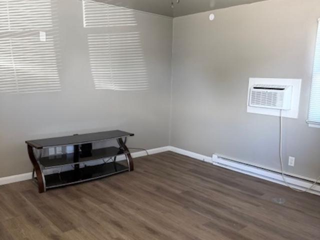 Mark V Apartments
