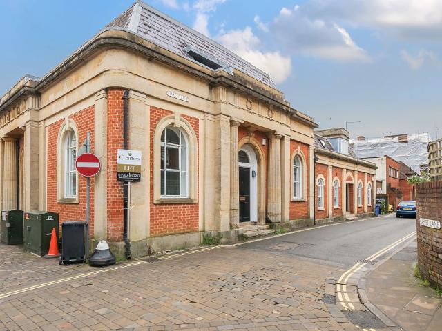 Market Lane, Winchester, Hampshire SO23, 2 bed terraced house to rent, £2,500 pcm | PrimeLocation