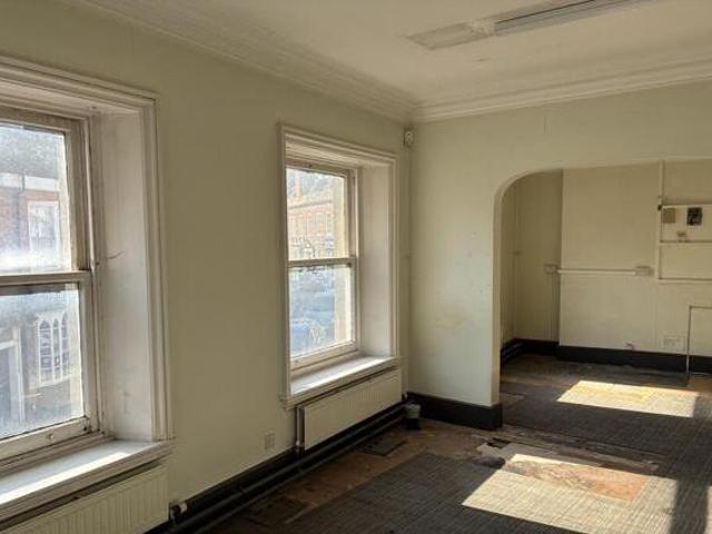 / Market Square, Buckingham, Office For Sale