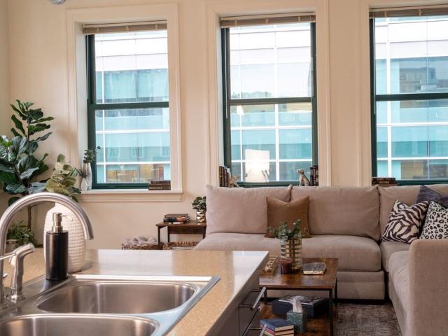 Market Square Place 1 Bedroom Apartment for Rent at 222 5th Ave, Pittsburgh, PA 15222 Downtown Pittsburgh