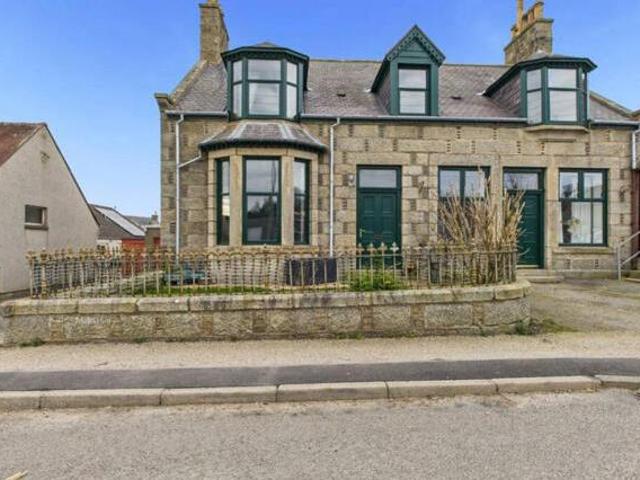 Market Street, Maud, 4 Bedroom Semi detached
