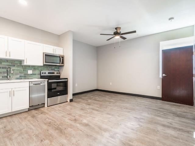 Market Street Apartments Studio Apartment for Rent at 301 Nw 3rd St, Evansville, IN 47708 Downtown Evansville