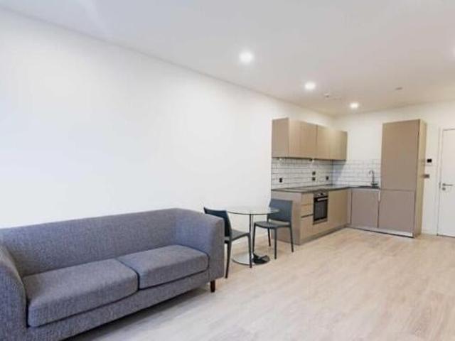 Market Street, Bracknell, 1 Bedroom Flat