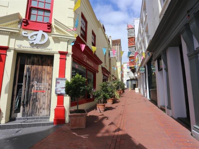 Market Street, Brighton 2 bed flat to rent £1,850 pcm £427 pw