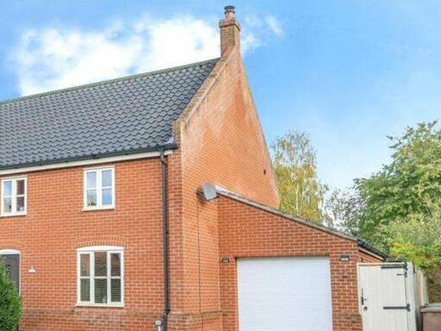 Market Street, Groomesmere Court, Tunstead, 2 Bedroom Semi detached