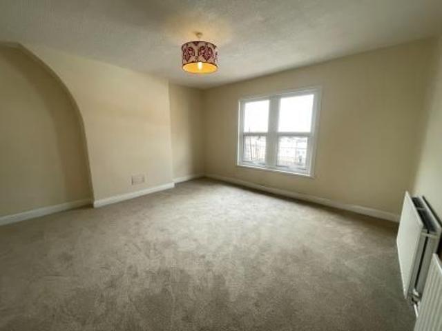 Market Street, Heanor, DE75
