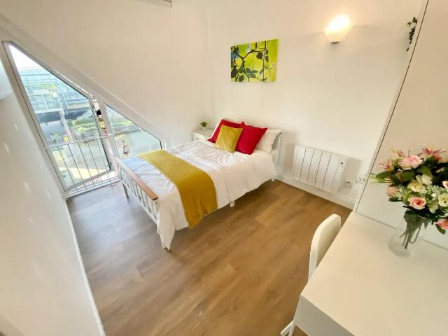 Market Street, London E6, Room to rent, £700 pcm | PrimeLocation
